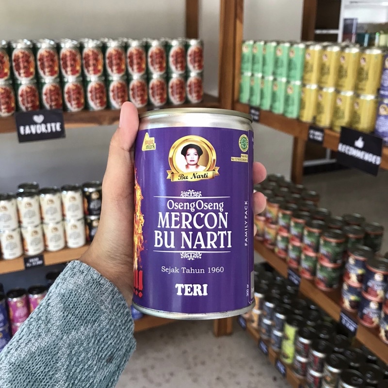 Jual Oseng Mercon Bu Narti Kaleng Asli Jogja (Free Bubblewrap dan ...
