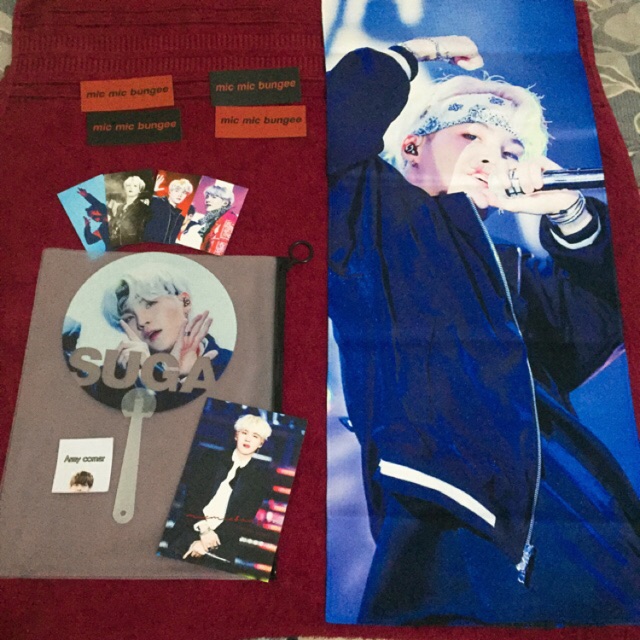 Jual BTS Suga Mic Mic Bungee Big Slogan Set by Fansite Major Scale ...