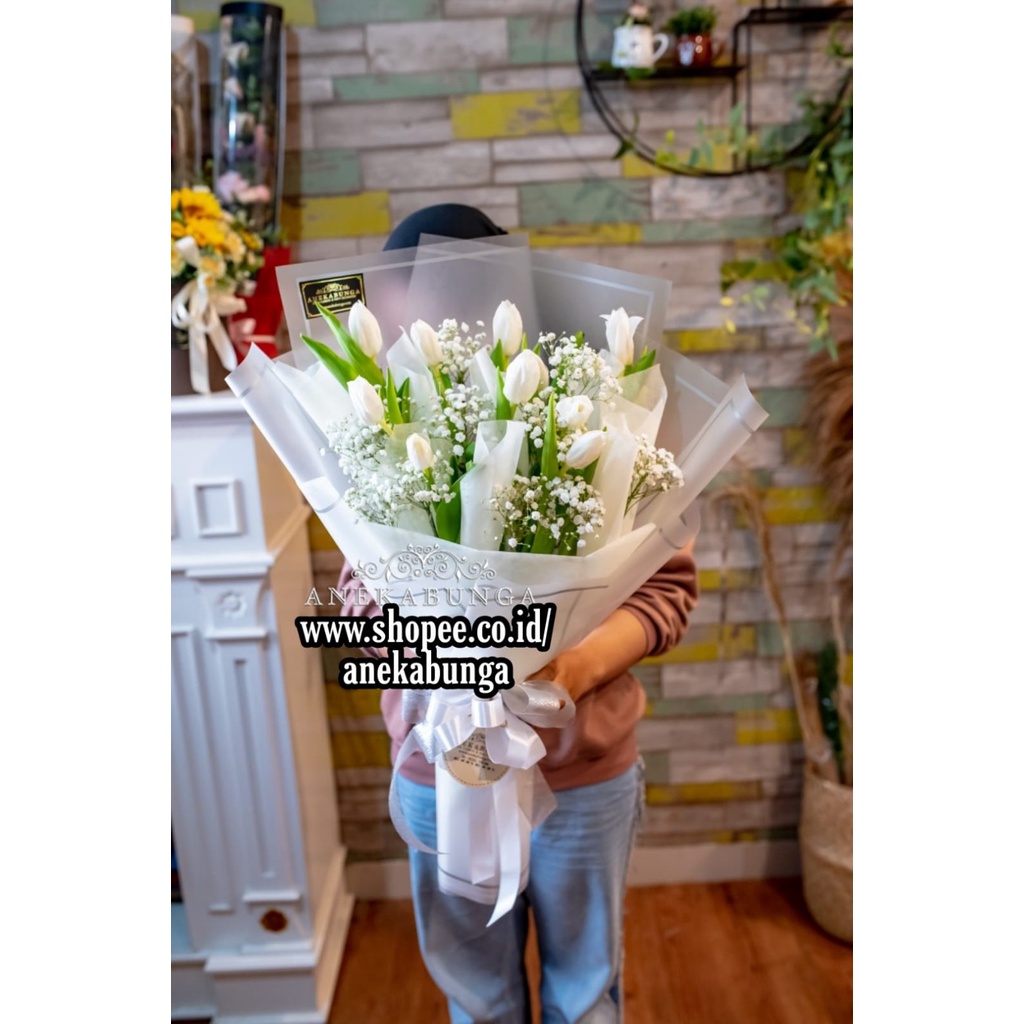Jual Rangkaian Buket Bunga Tulip Putih Segar Mewah Asli Premium White ...