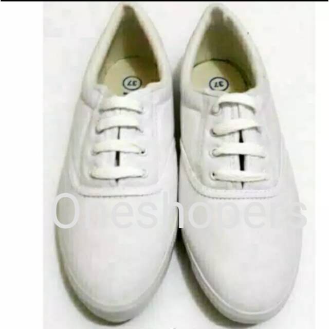 Jual Sepatu kanvas Putih Polos Tali PX style (068) | Shopee Indonesia
