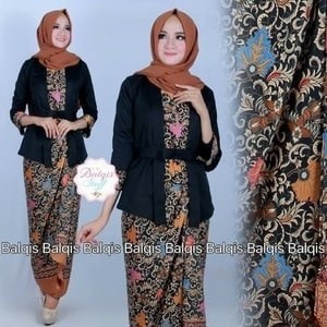 Jual Bahan atasan balotelli Rok lilit silk Ukuran M,L,XL2 | Shopee ...