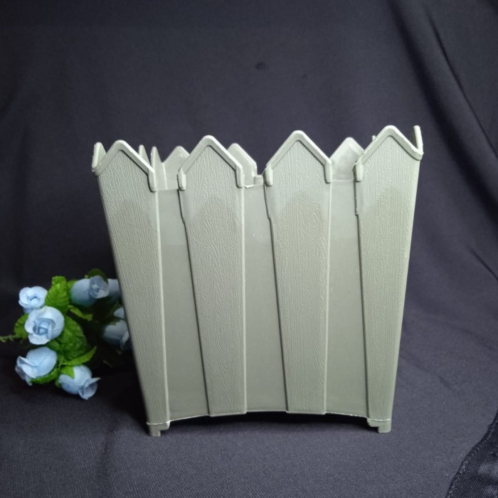 Jual Pot Bunga Plastik model Keranjang Warna Abu | Shopee Indonesia
