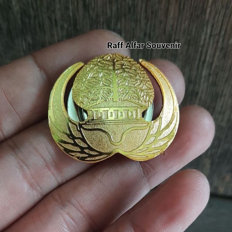 Jual PIN KORPRI MAGNET KUNINGAN BANGKOK | Shopee Indonesia