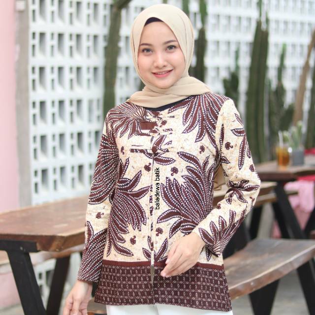 Jual Kemuning padi kemeja wanita batik Pekalongan asli coklat cream ...