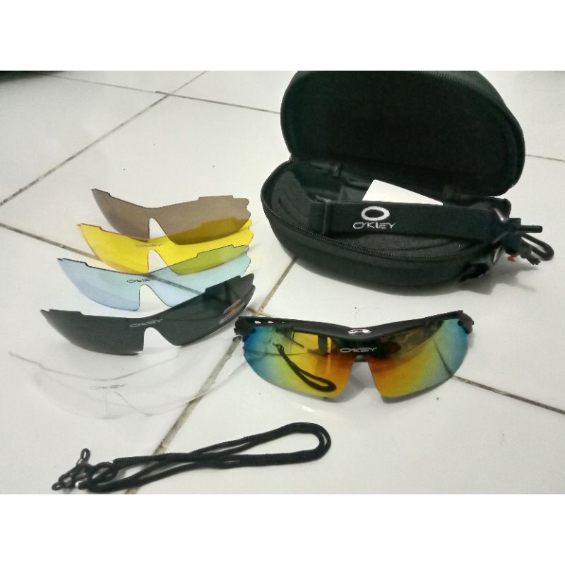 Jual KACAMATA SEPEDA GOWES JOGING PRIA WANITA QUANTUM 6 LENSA POLAROID ...