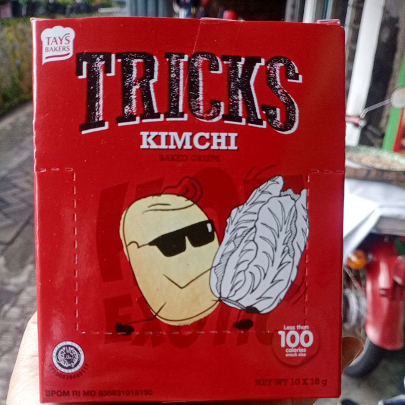 Jual Tricks Biskuit Kentang Potato Baked Chips - Netto 10 pc x 20gr BOX ...