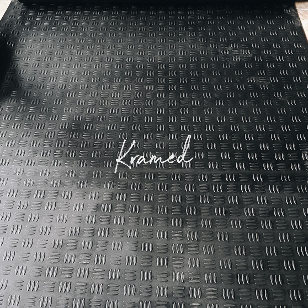 Jual Karpet Karet Roll Anti Slip Motif Bordes Timbul Warna Hitam Tebal ...