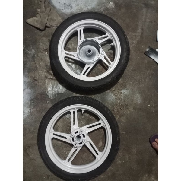 Jual velg beat fi new karbu scoopy genio vario110 putih | Shopee Indonesia