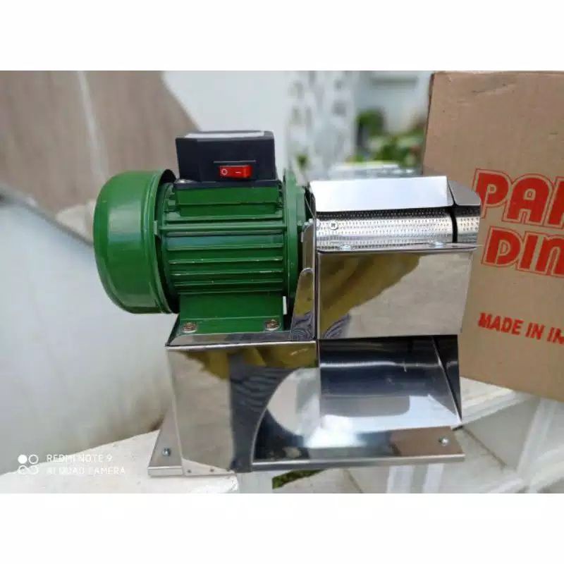 Jual Mesin parut kelapa kecil dinamo mesin parutan kentang ubi mini ...