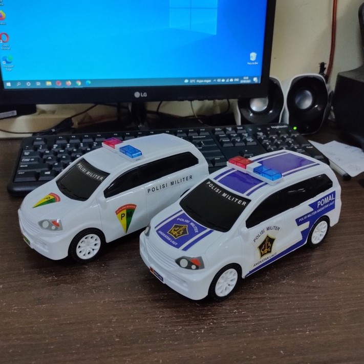 Jual Mainan Mobil Polisi Avanza - Mainan Diecast | Shopee Indonesia