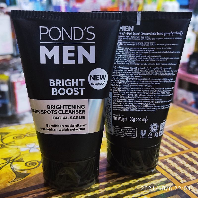 Jual Ponds Men Bright Boost Facial Scrub 100gr Brightening Dark Spot ...