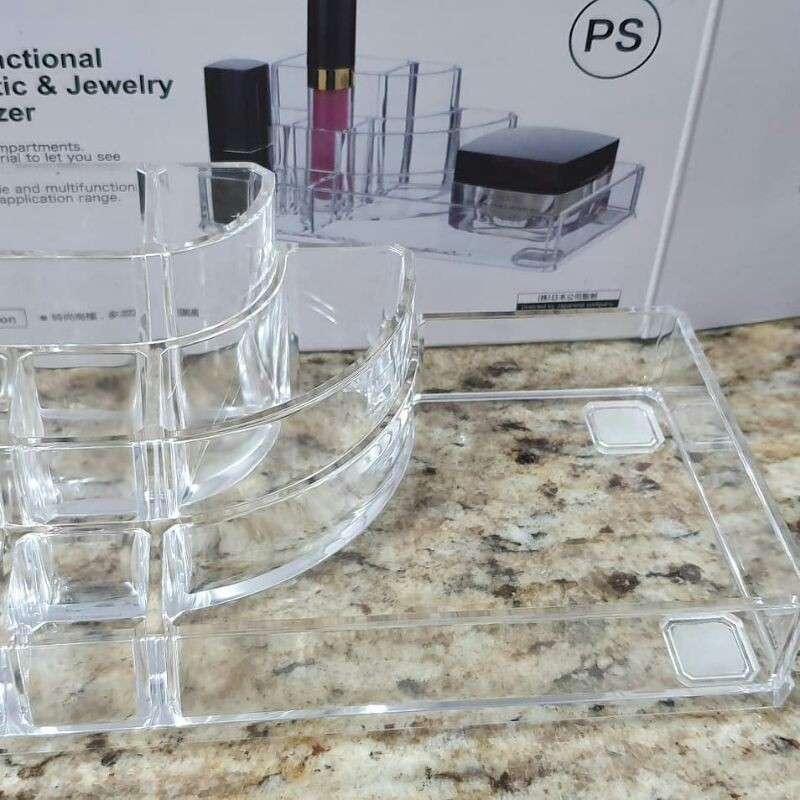 Jual akrilik / tempat penyimpanan makeup MINISO | Shopee Indonesia