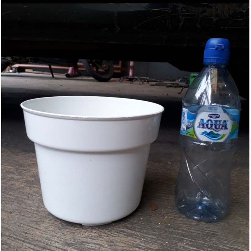 Jual Pot putih 20, pot plastik, pot bunga putih, pot putih | Shopee ...