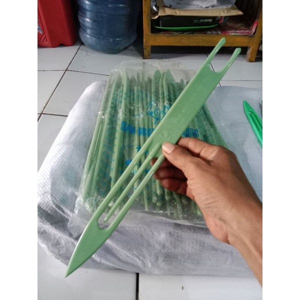 Jual COBAN/CUBAN/ALAT JAHIT JARING ATAU JALA CAP AYAM SIAM BROTHERS ...
