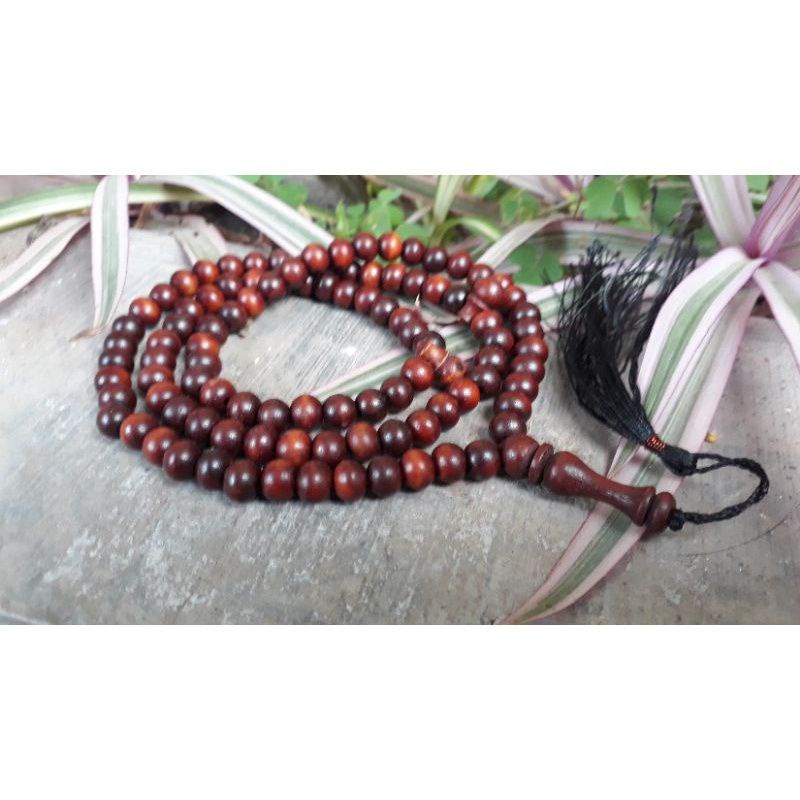 Jual Tasbih 99 butir Kayu Stigi Asli +Box asli merek Stigi | Shopee ...