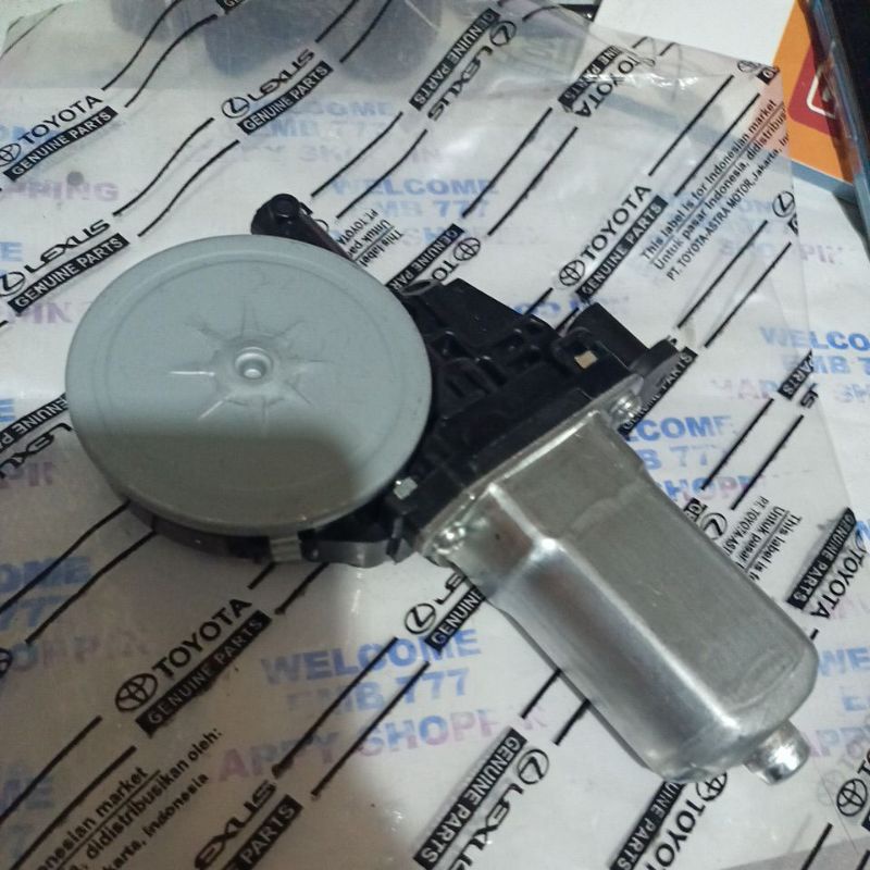 Jual MOTOR DINAMO POWER WINDOW DEPAN AVANZA XENIA APV ERTIGA KANAN ...