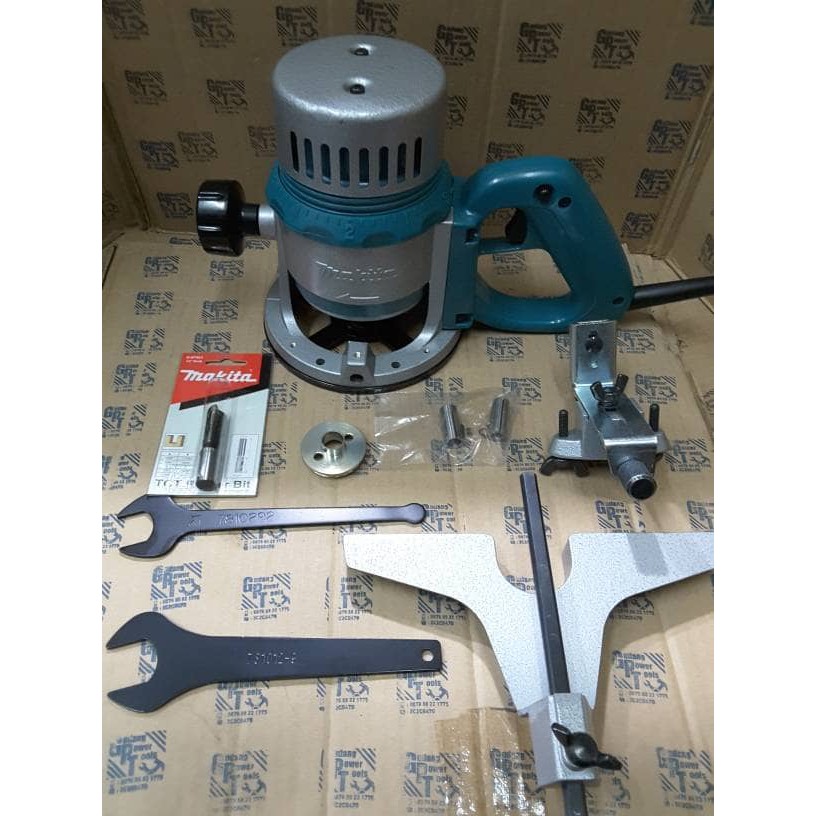 Jual Mesin Router Profil Makita 3601B | Shopee Indonesia