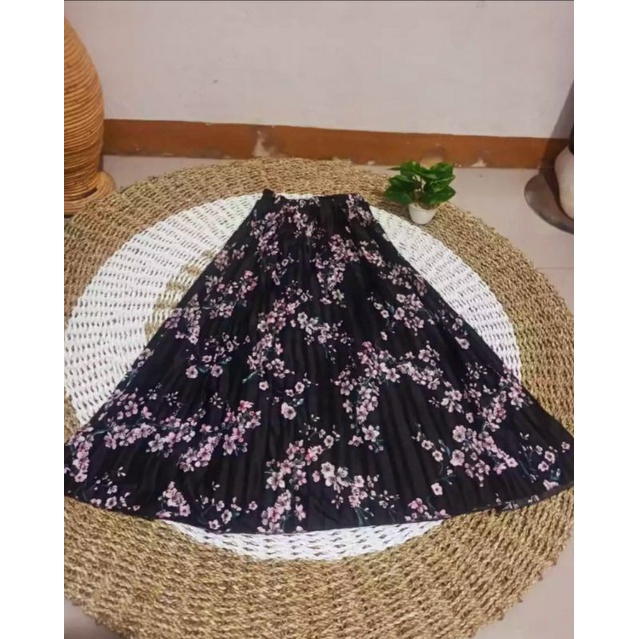 Jual Rok Plisket Motif Bunga Premium / Rok Plisket Motif Bunga Lily ...