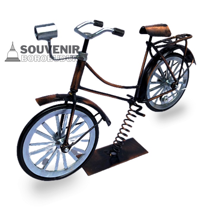 Jual PAKET Pajangan Miniatur BECAK ONTHEL Hiasan Meja Aesthetic ... Jual PAKET Pajangan Miniatur BECAK ONTHEL Hiasan Meja Aesthetic ...