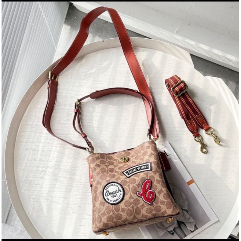 Jual Coach Willow Bucket Bag in Signature canvas with Patches C6868 ...