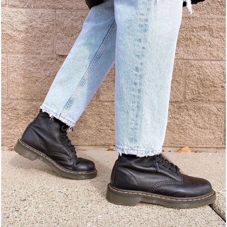 Jual Sepatu Model Docmart 8 holes Hitam 100% Kulit asli/Docmart 8 holes ...