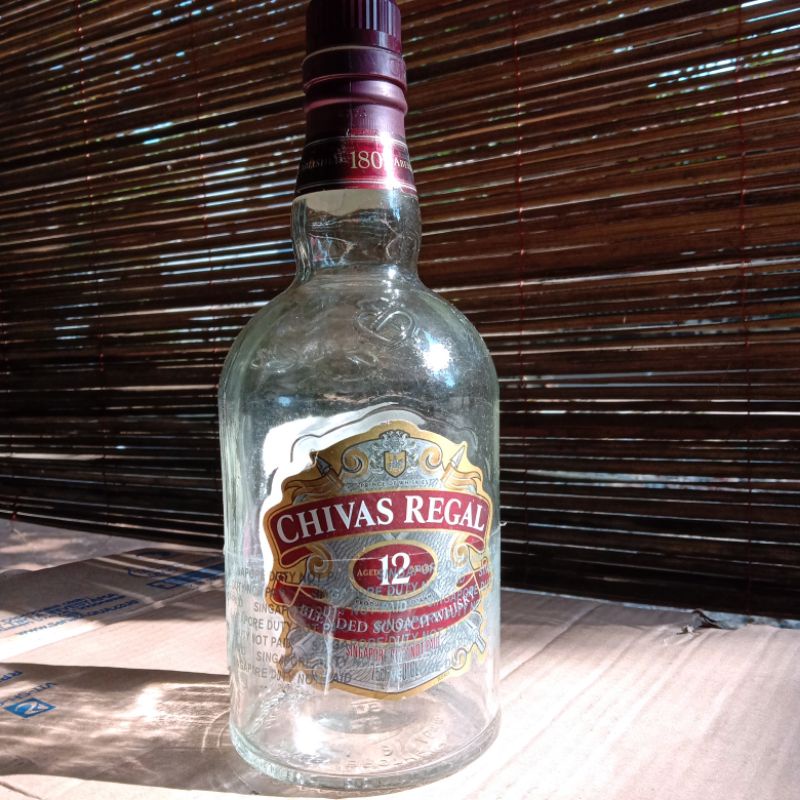 Jual BOTOL BEKAS MIRAS CHIVAS REGAL BOTOL UNIK | Shopee Indonesia