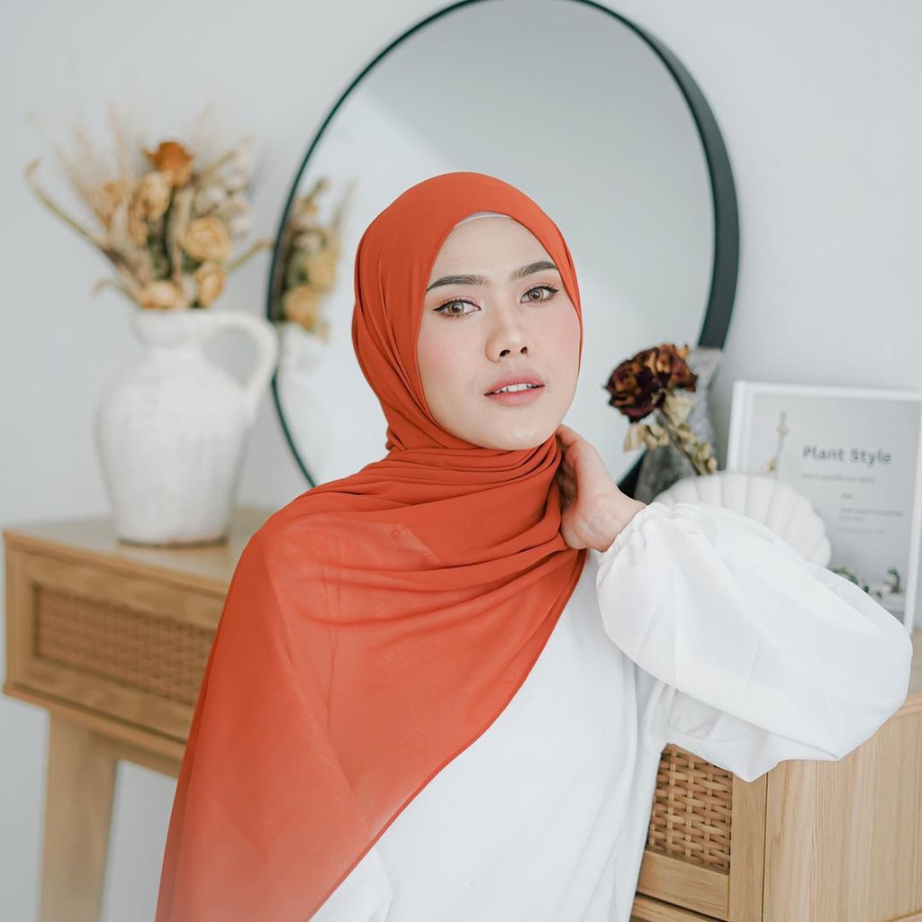 Jual PASHMINA CERUTY BABYDOLL 180CM X 75CM WARNA TERACOTA | Shopee Indonesia