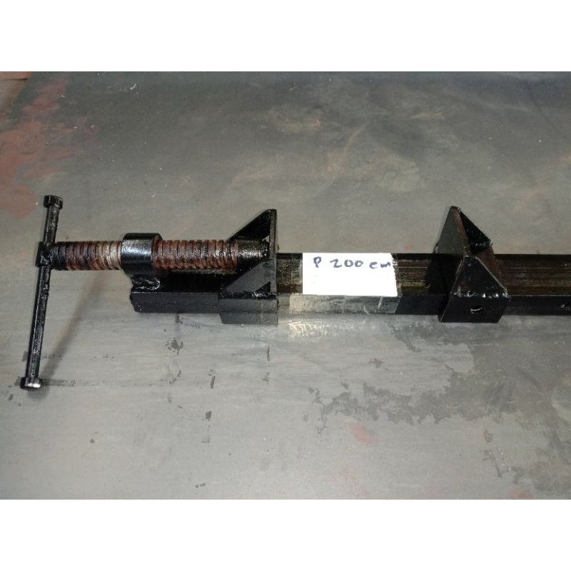 Jual klem kayu, pres kayu besi u panjang 200cm | Shopee Indonesia