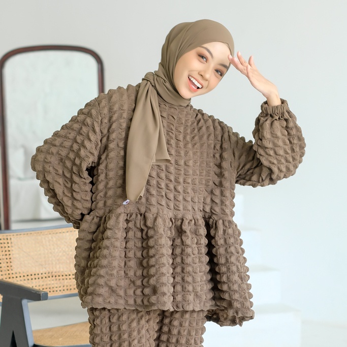 Jual Lozy Hijab - Nomela Tops (Blouse Crinkle) | Shopee Indonesia