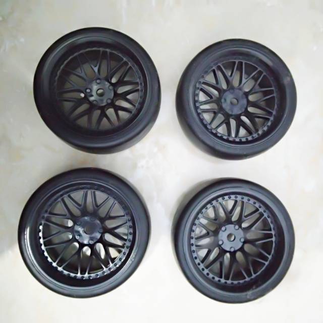 Jual Velg + Ban drift RC 1:10 Hex 12mm | Shopee Indonesia