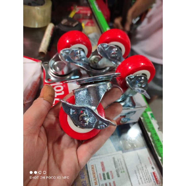 Jual roda merah 2inch kunci /rem 1set (isi 4pc) TOKIO roda gepeng ...