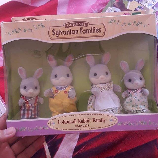 Jual Sylvanian Families Cottontail Rabbit Family | Shopee Indonesia