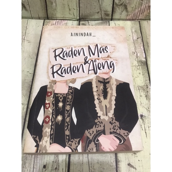 Jual Novel Raden Mas dan Raden Ajeng | Shopee Indonesia