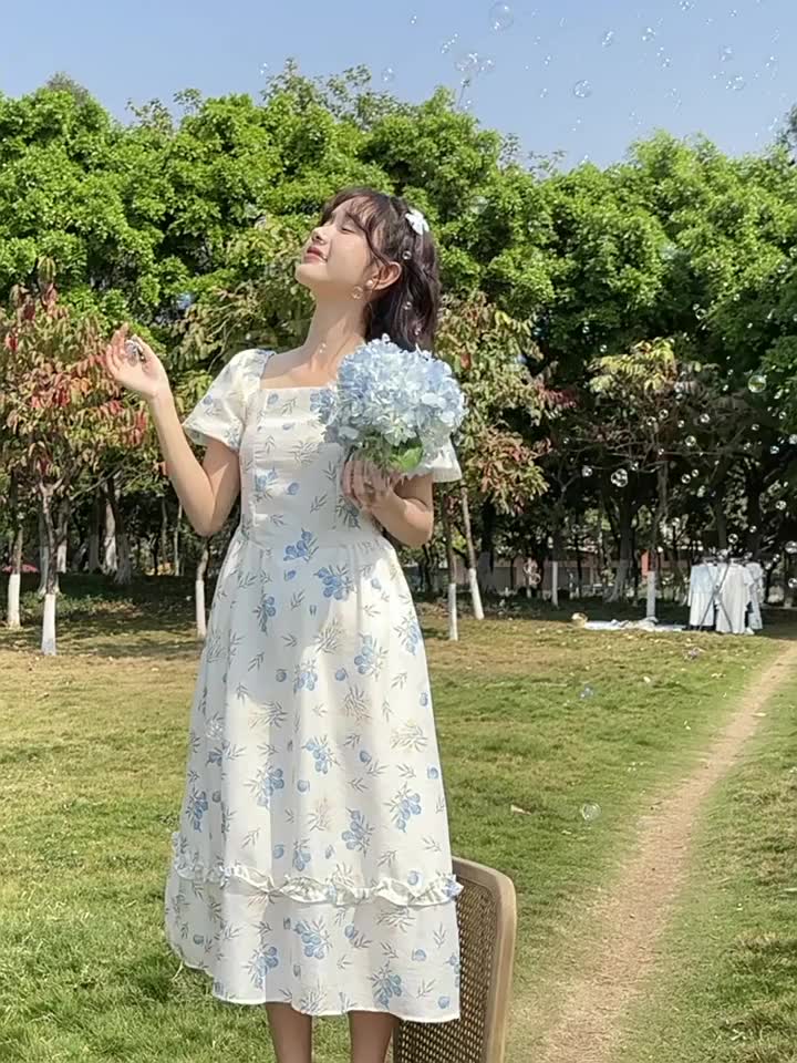 Jual Gaun panjang bunga biru lembut Prancis dengan rasa tinggi gaun ...