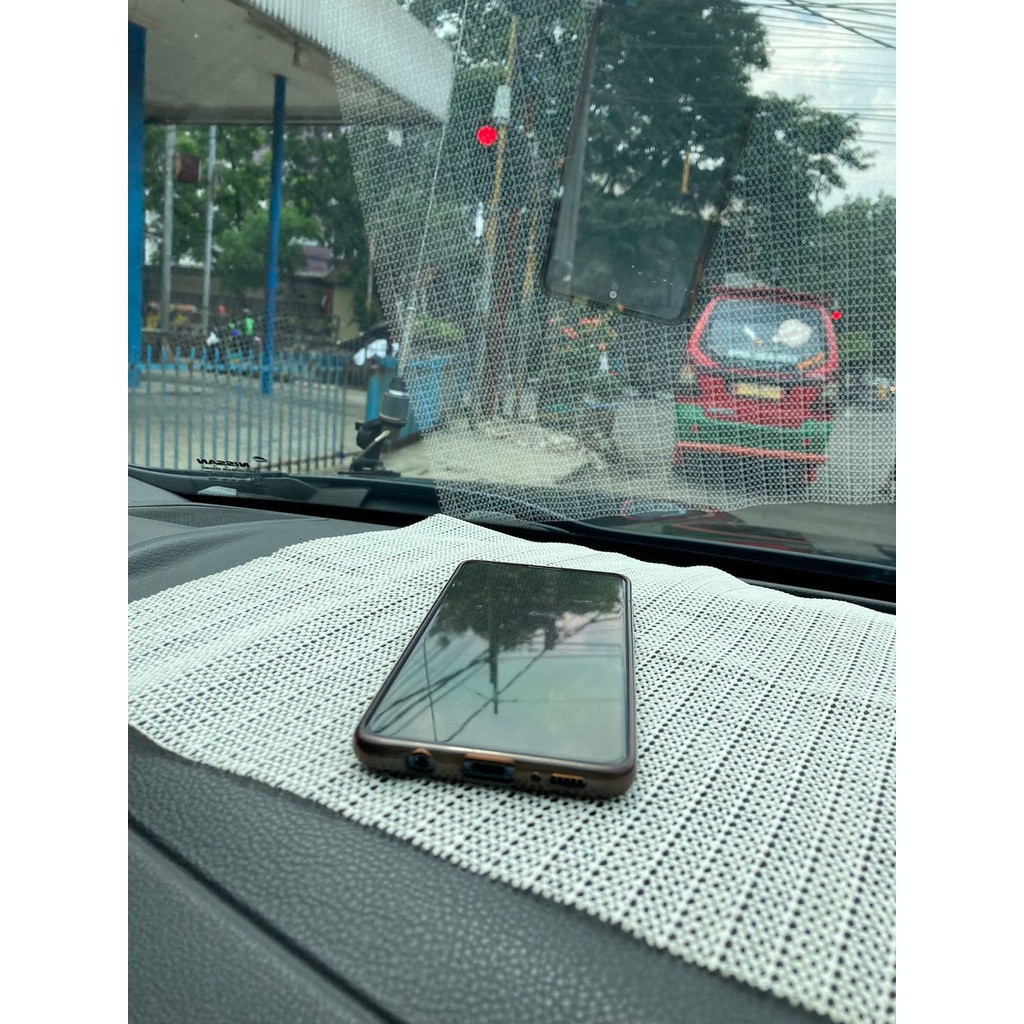 Jual Anti slip universal Mobil Dash Mat 30cm x 150cm / Tatakan Meja ...