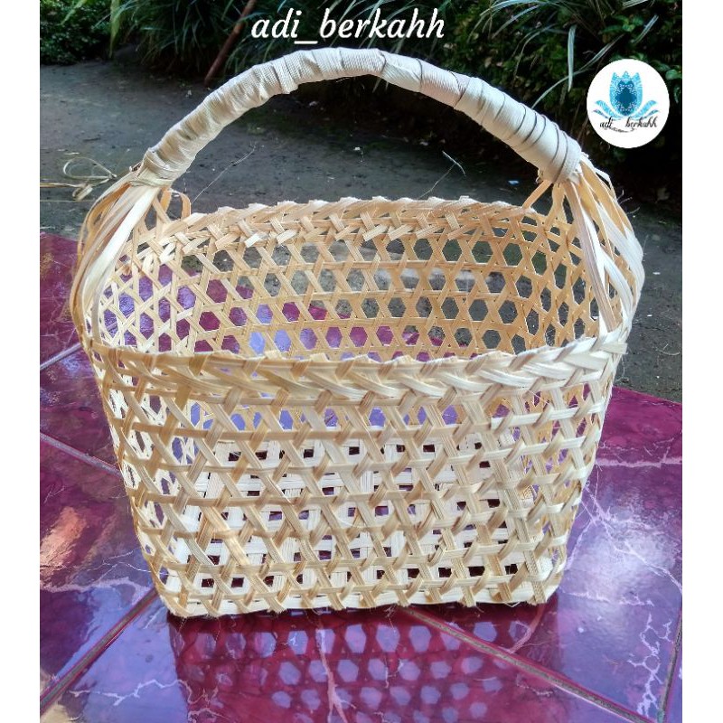 Jual Tas hampers anyaman bambu 25x18x20cm | Shopee Indonesia
