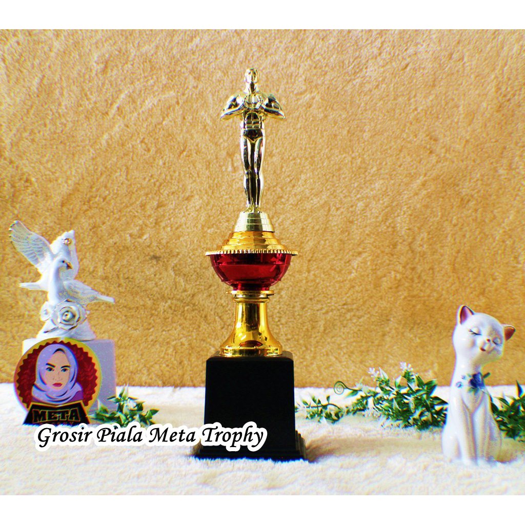 Jual Piala Juara 123 & Harapan MURAH Oscar Dewi Miss Universe Import | Shopee Indonesia
