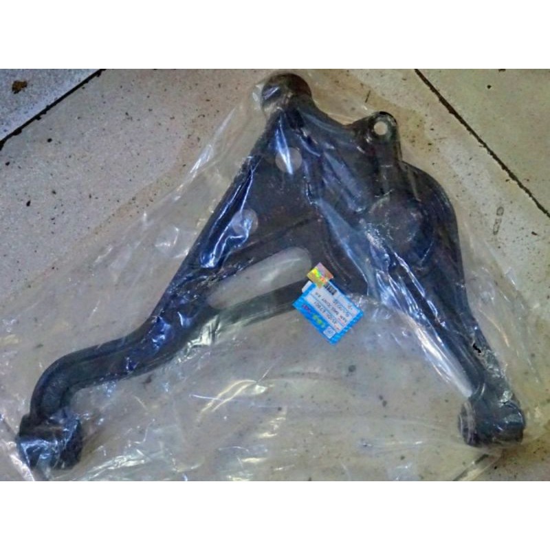 Jual LOWER ARM ASSY RH SUZUKI GRAND ESCUDO 1.6 2.0 XL7 XL-7 BALL JOINT ...