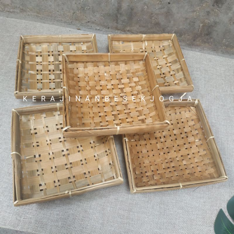 Jual PIRING KOTAK BAMBU 18X18 NATURAL | piring anyam piring makanan ...