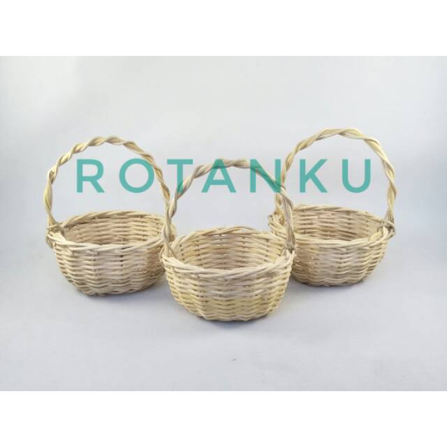 Jual Keranjang Rotan Cembung Souvenir Tangkai D 13cm Souvenir Kado ...