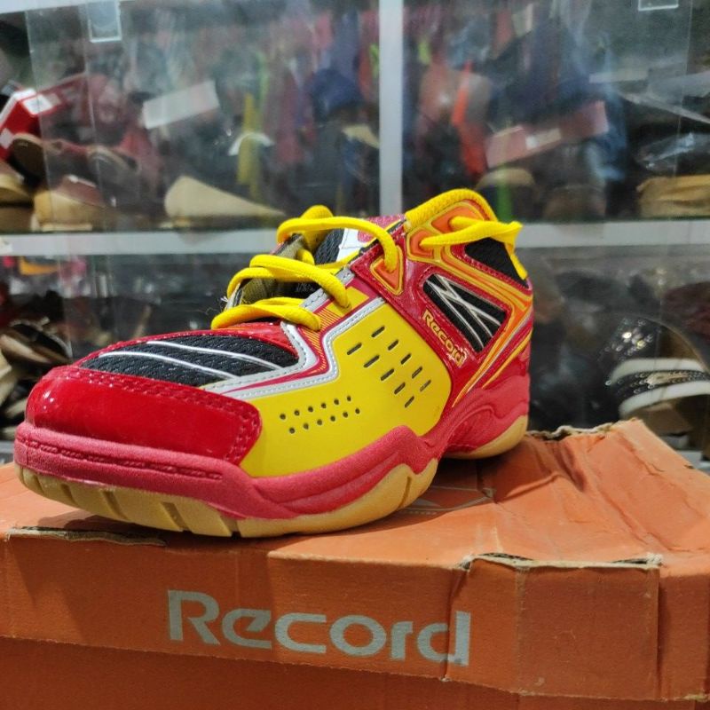 Jual Sepatu Record Flexguard ORIGINAL 100% untuk Badminton atau Voli ...
