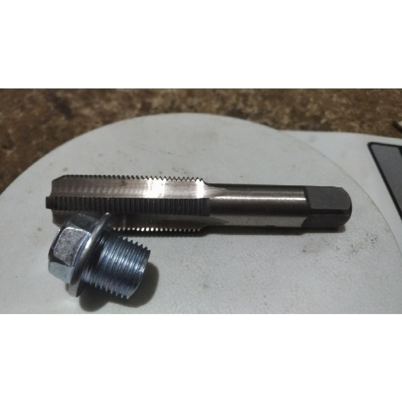 Jual tap dan baut oli motor memperbesar ke 2 kali | Shopee Indonesia