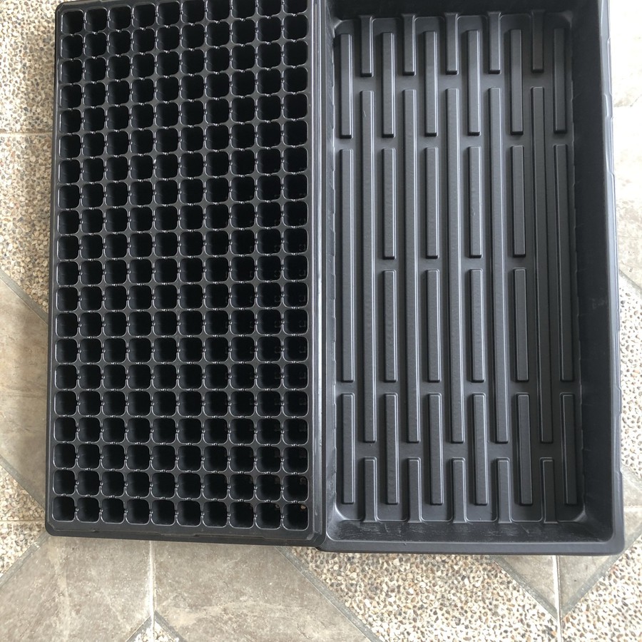 Jual Paket Tray semai 200 lubang + Nampan alas nya Hidroponik | Shopee ...