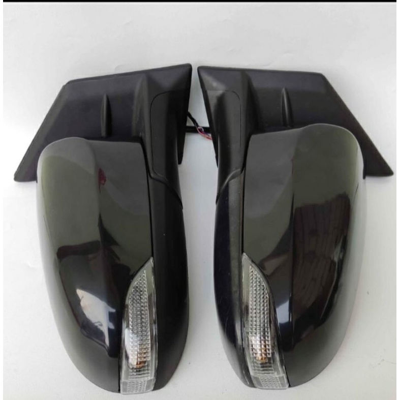 Jual silhkan gan yang cari spion calya/sigra mirror kaca pake sen 1set ...