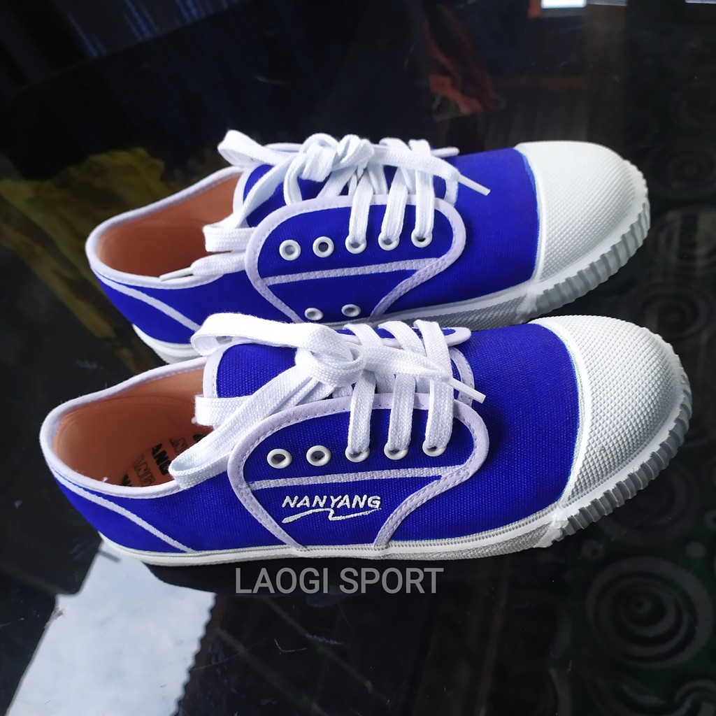 Jual Sepatu nanyang motif biru list putih | Shopee Indonesia