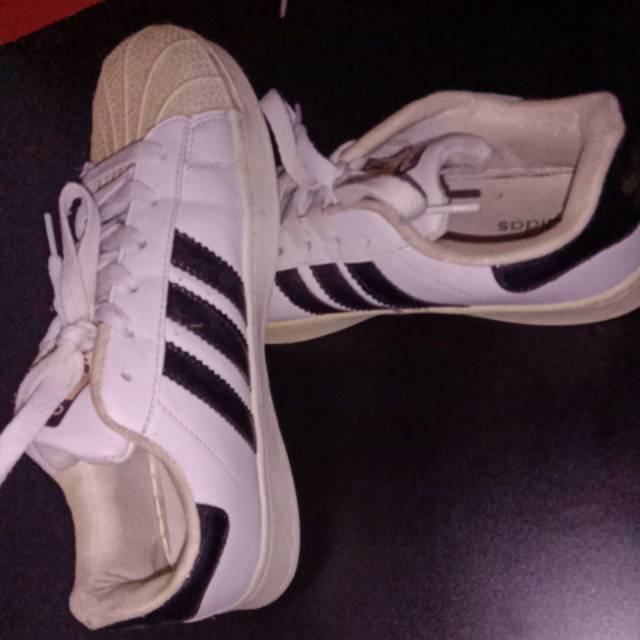 Jual Sepatu Adidas original (seken) | Shopee Indonesia