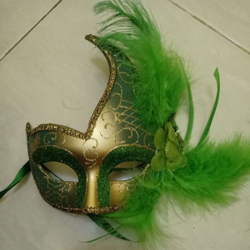 Jual Topeng dansa/pesta Berbulu dengan corak Hijau yang cantik | Shopee ...