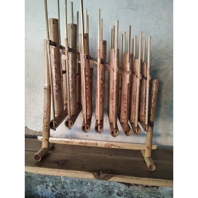 Jual tradisional-musik-alat- set angklung 8 nada atau 1 oktaf bisa ...