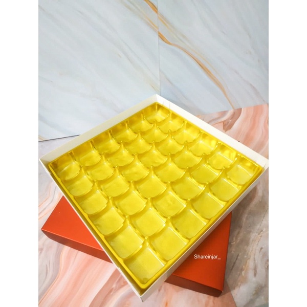 Jual Box Kotak Nastar Sekat 36 Hole Dus Packaging Pineapple Cake ...