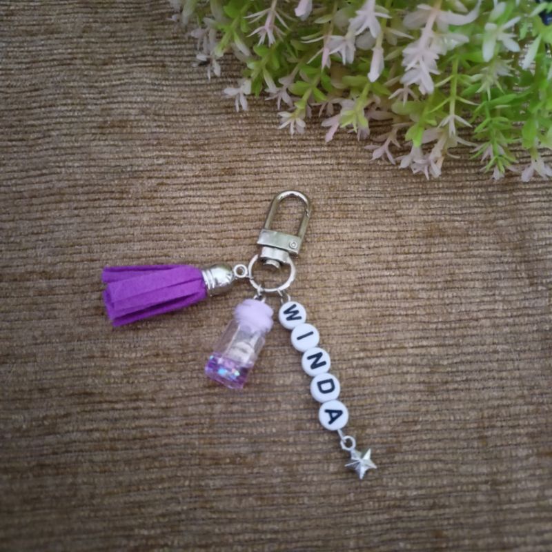 Jual gantungan kunci dengan liontin botol kaca isi kerang / key ring ...